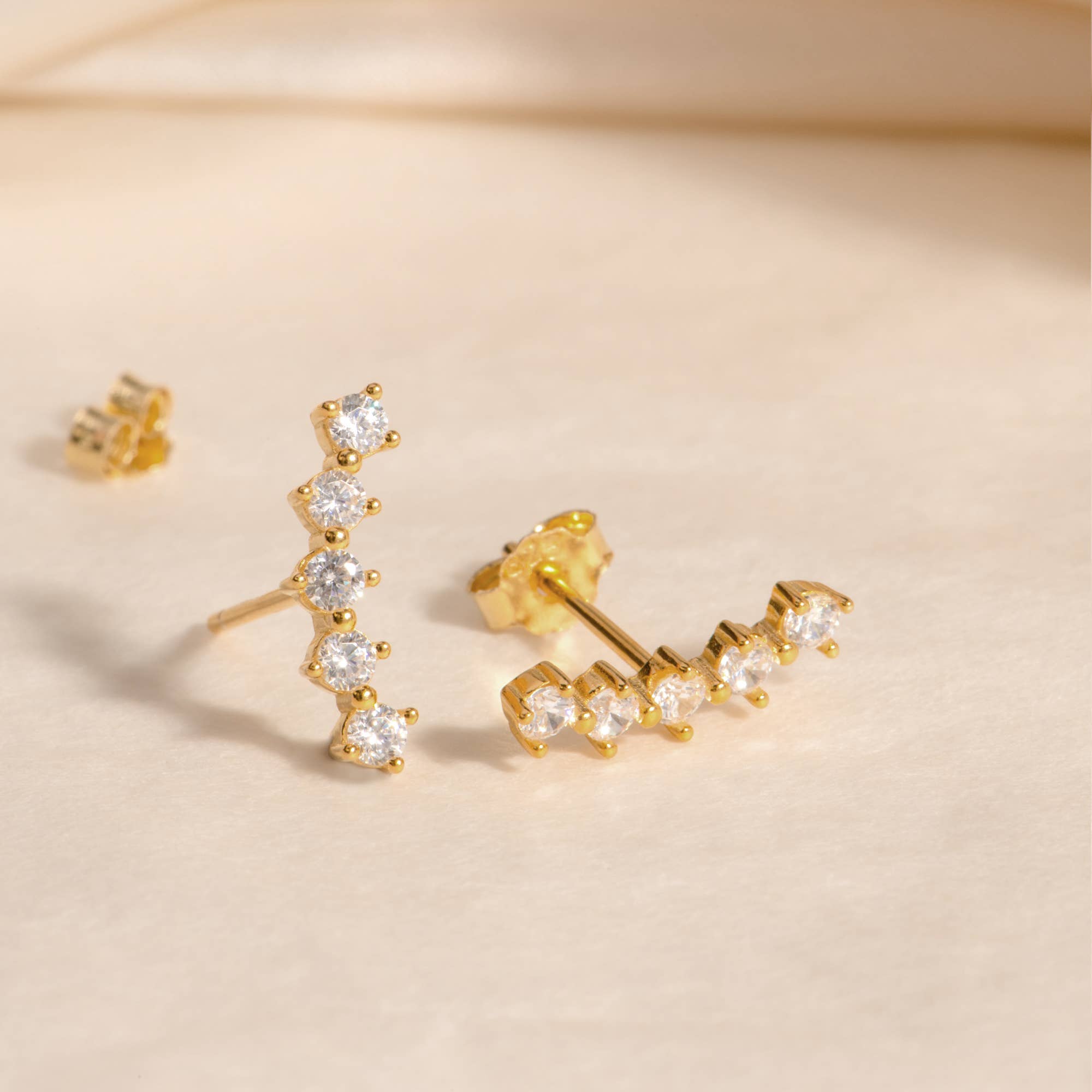 Lucy Climber Studs – Lively Athletics