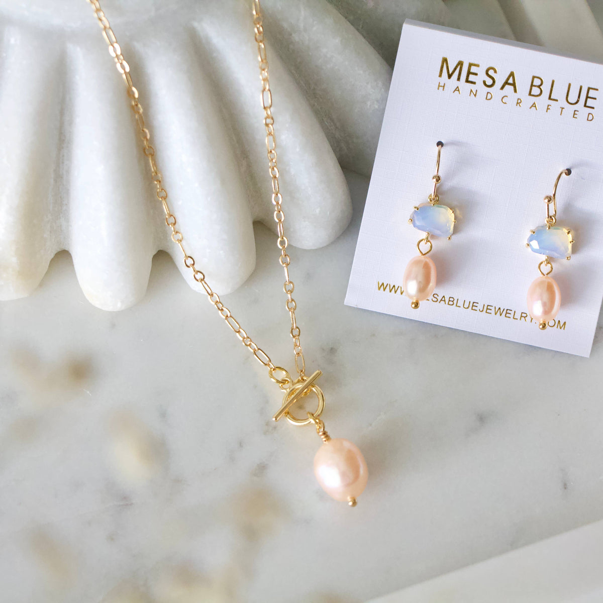 Blush Pearl Necklace – Lively Athletics